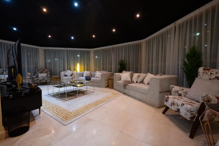 Exclusive Villa Retreat Private Pool & Cozy Vibes - Sharjah