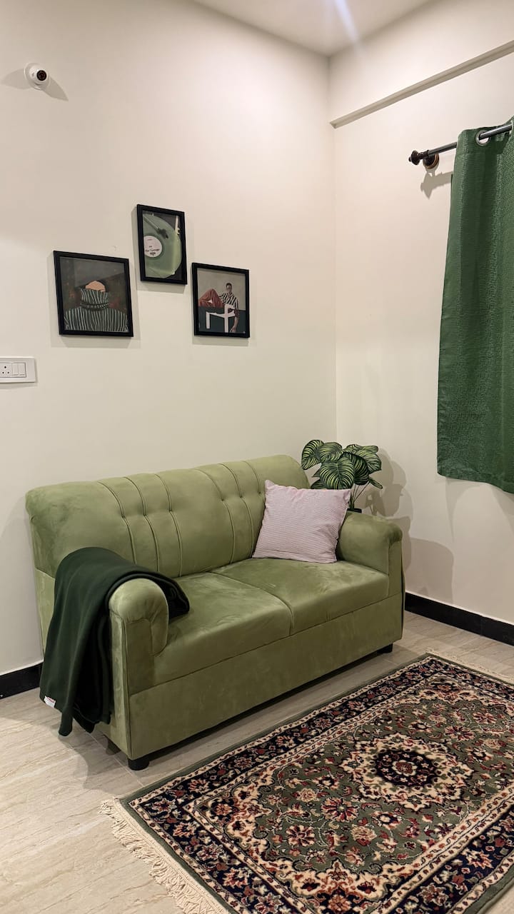 ‘Ivory’ 1bhk Flat In Bangalore (Air Conditioned) - India