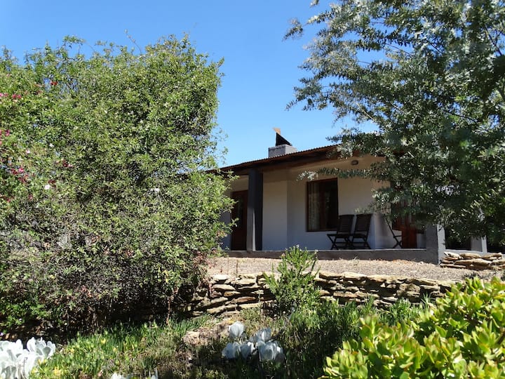 Karoo Berg Farm Stay Aloe Unit - Montagu