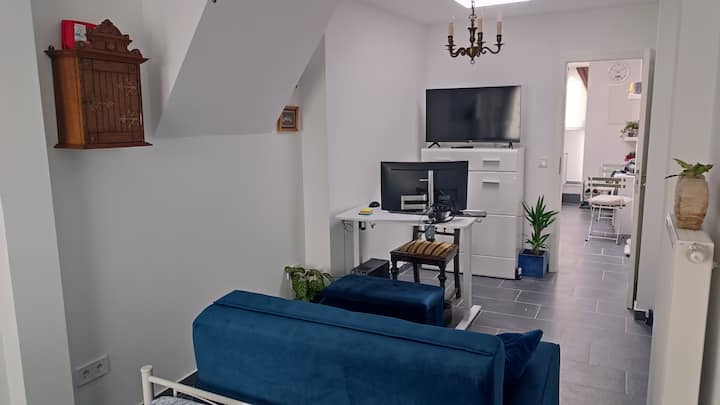 Kleine Und Komfortable Wohnung - Niederkassel