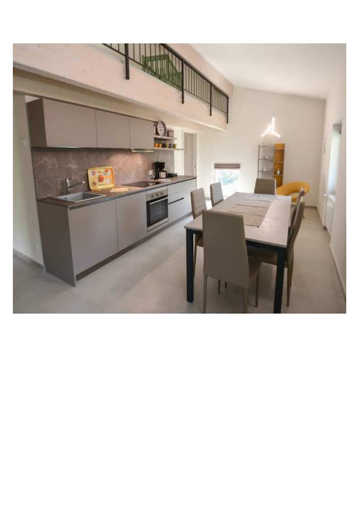 Casa Desil. Loft Con Soppalco Dragoncello - Limone Sul Garda
