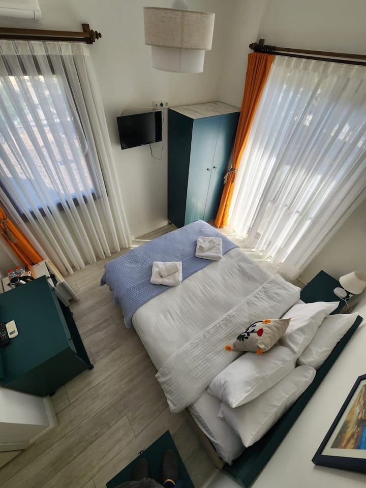 Cunda Beachfront B&b • Walk To The Sea - Cunda Adası