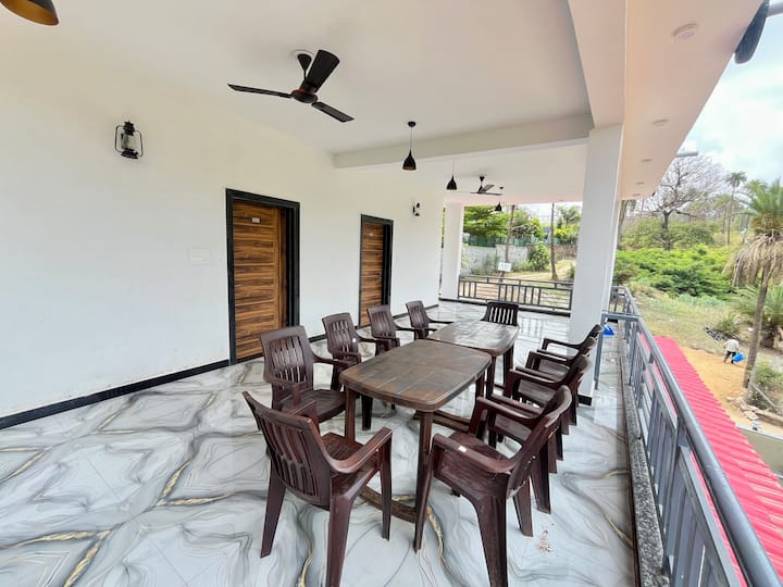 2 Bhk Private Balcony Rooms - Mount Abu