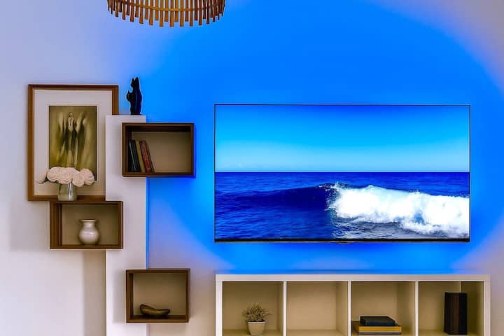 Luxury Beach View Hostel | Near Metro | Safe Stay - Dubaï