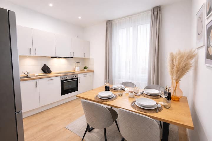 Wohnung Für 4 Pers. Mit Smart-tv, Nespresso&küche - ビーレフェルト
