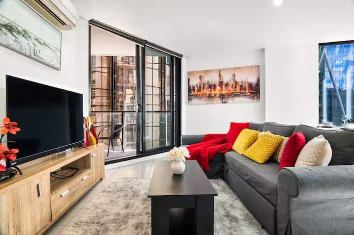 Marvel Stadium Oasis | Rooftop Pool, Gym & Parking - Melbourne