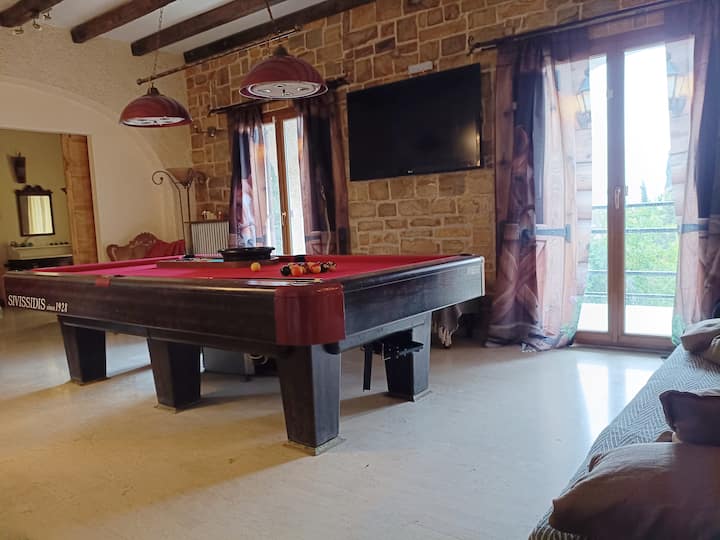 Souleika's Farmhouse Vintage Suite - Керкира, Греция