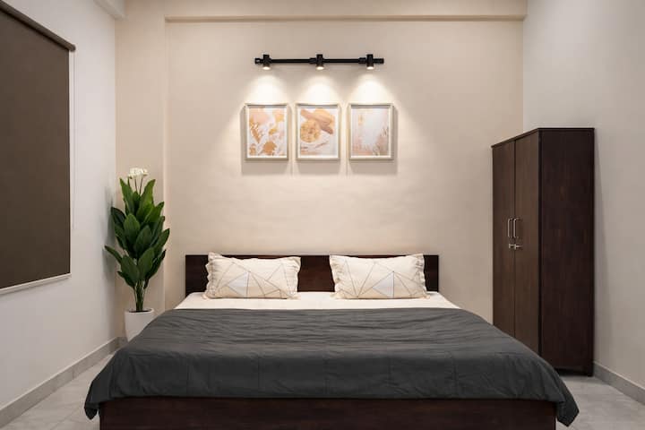 Homezype Homes – Evara |Cozy Premium Stay, The Hub - India