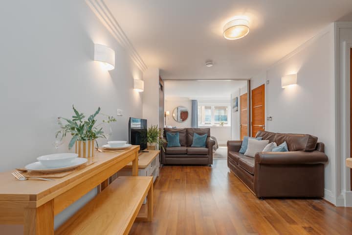 Beachside 1 Bedroom Apartment - Bournemouth