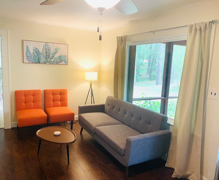 The Point Serenity Cottage - Belmont, NC