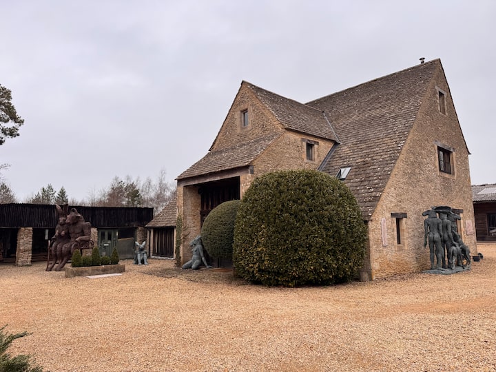 Fabulous Rural Position In Sought After Cotswolds - Bibury