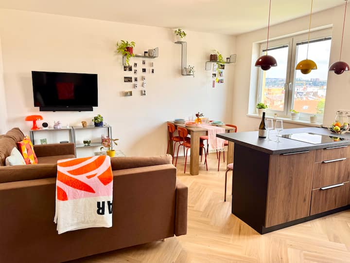 Center Flat With View - New|kitchen|ac|netflix - Brno