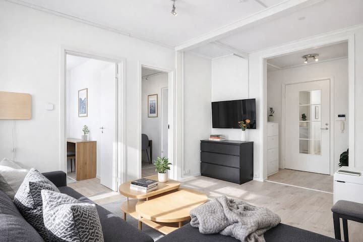 4 Bedrooms, King Bed, In The Heart Of Bergen - Bergen