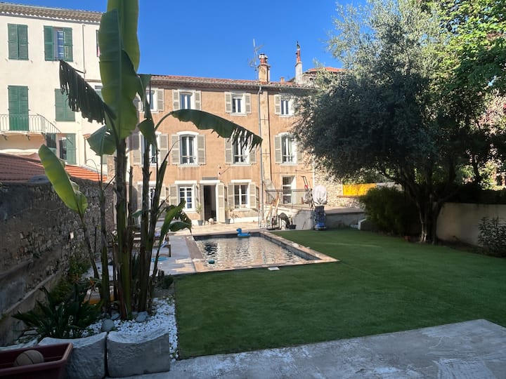 Maison De Ville Avec Piscine Et Jardin - Draguignan