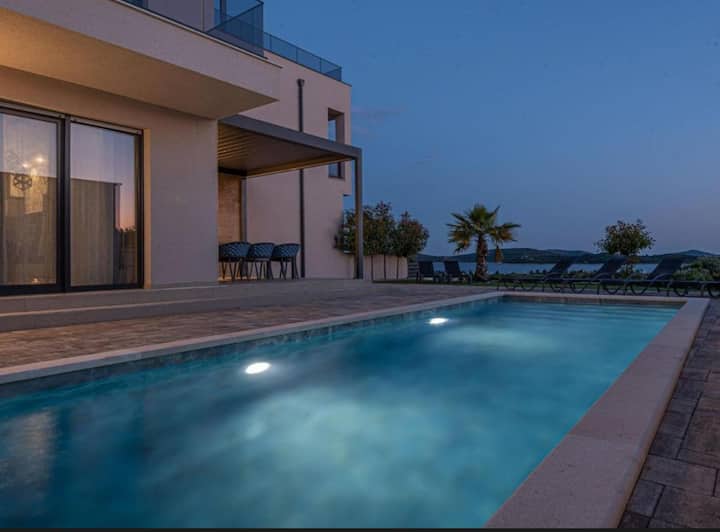 Villa Hia With Private Swimming Pool - Vodice, Croatia