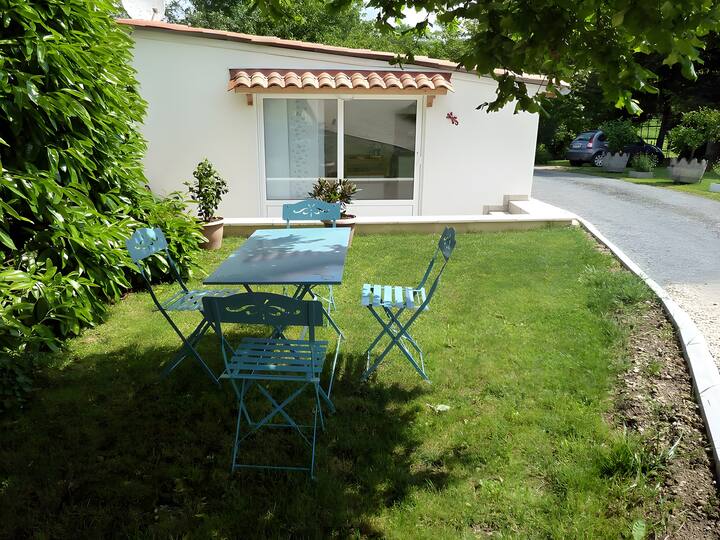 Chambre Bleue - Aubeterre-sur-Dronne