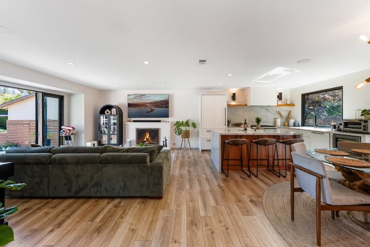 Vitality House - The Chosen Collection - Isla Vista, CA