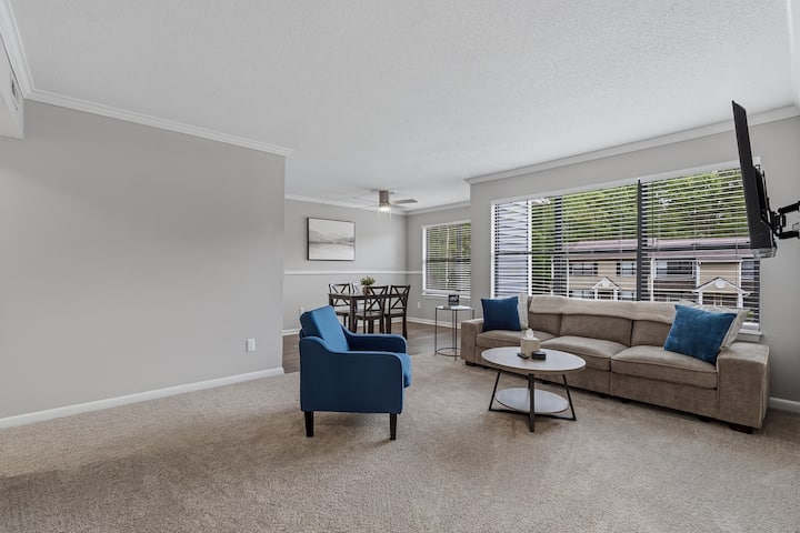 Close To Rdu | Cozy 2 Bedroom Apartment In Durham - Cary, NC