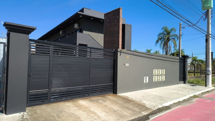 Loft Para Casal, Pets São Bem Vindos - São Sebastião