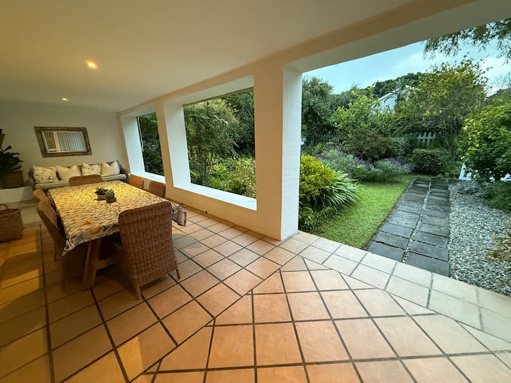 Charming Leisure Isle Home - Knysna