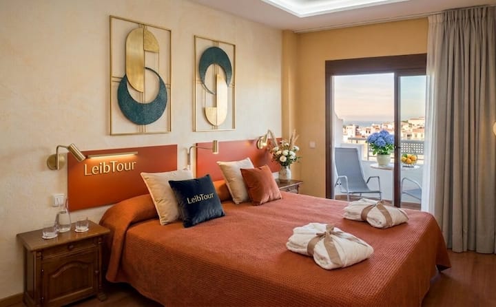 Basic Central Holiday Apartments•walk To The Beach - Ibiza