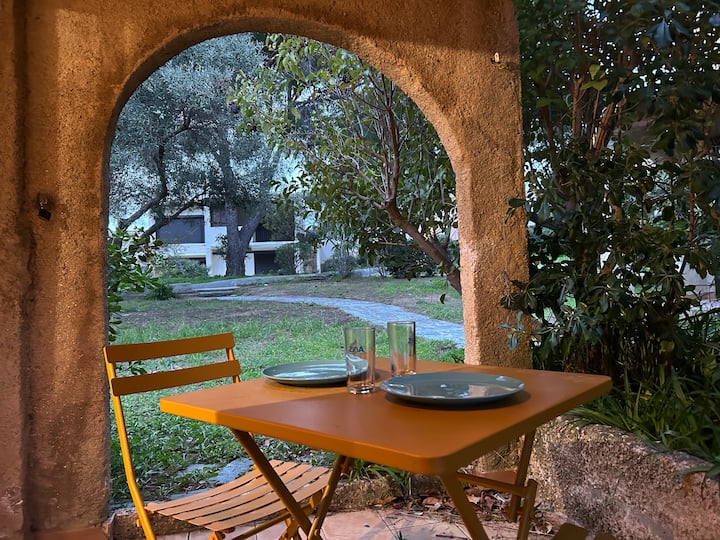Sant’ambroggio, Studio à 2 Pas De La Plage - Algajola