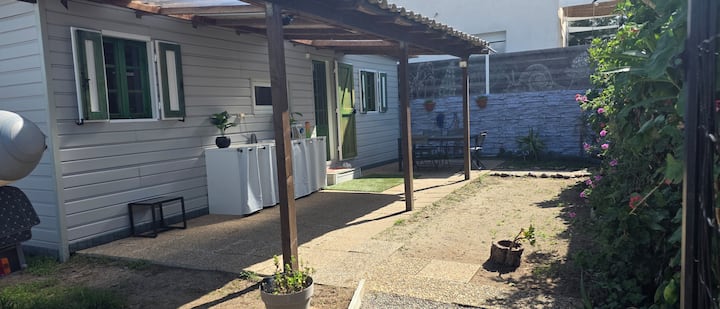 Maisonnette Et Jardinet à 500 M De La Mer - Aéroport de Bastia Poretta (BIA)