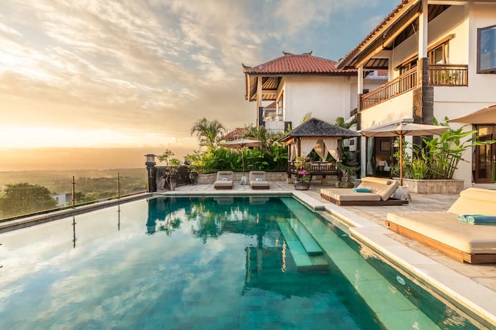 Luxury Villa: Private Driver, Ocean View & Sunsets - Bali