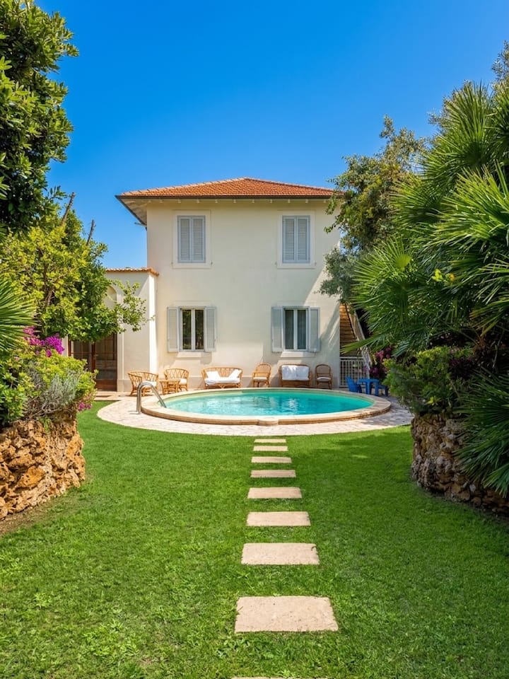Villa Fronte Mare Con Piscina Vicino Roma - Santa Marinella