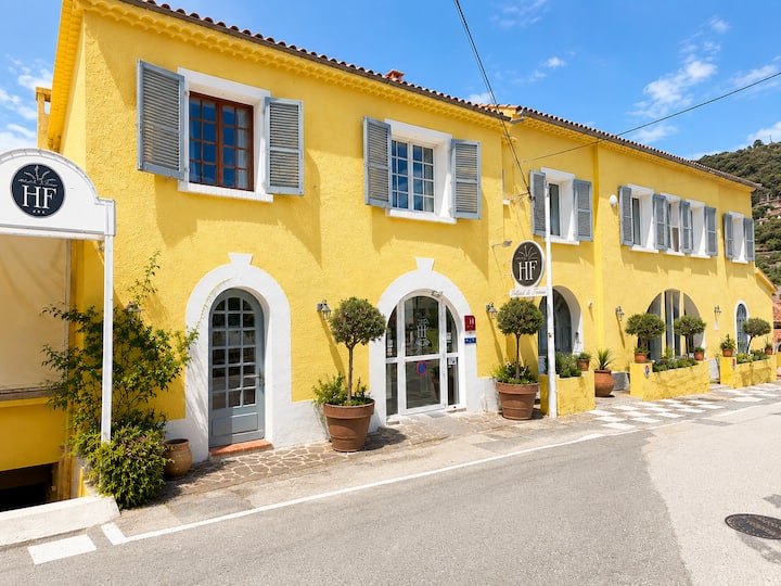 Chambre Vue Colline 2pax - Le Lavandou