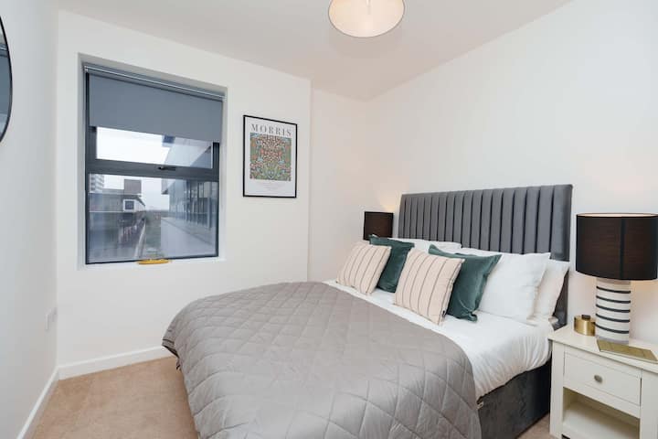 Contemporary One-bedroom Residence Near Southampto - Southampton