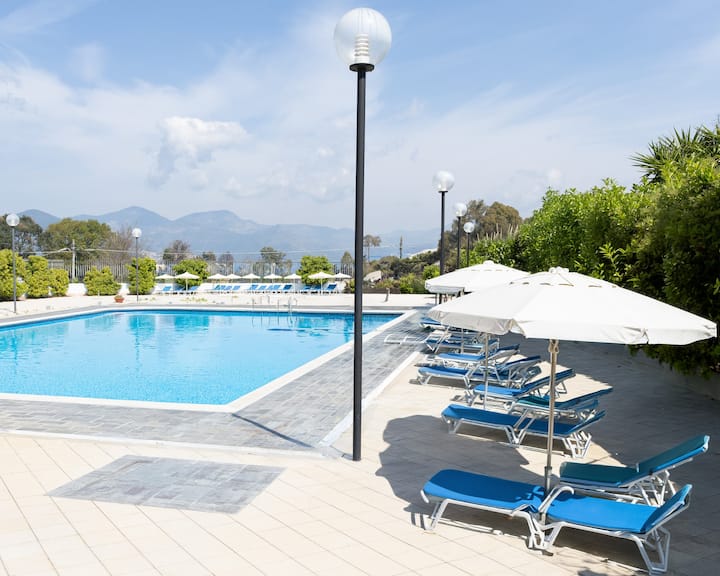 Villa Gabriella-350 Metri Dal Mare-piscina E Relax - Sperlonga