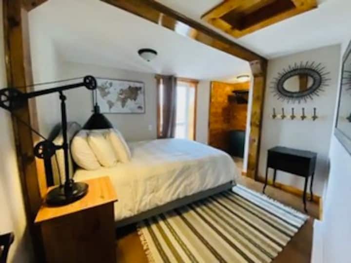 Easy Scenic Walk To Downtown Ottawa - Gatineau