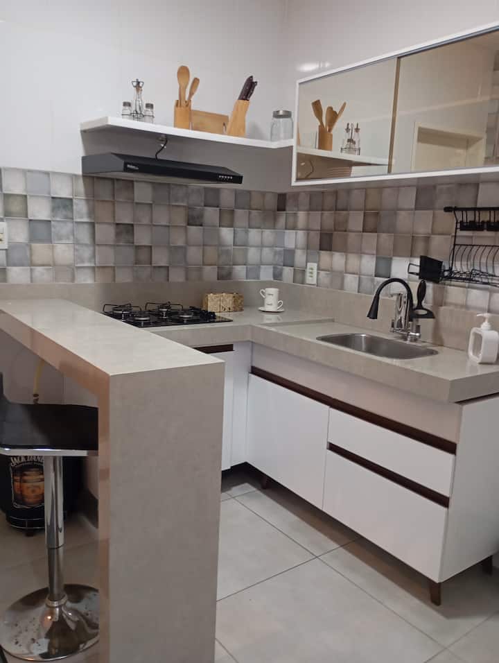 Belo Sobrado Com Suíte Com Hidro,3 Vagas, Solarium - Pindamonhangaba