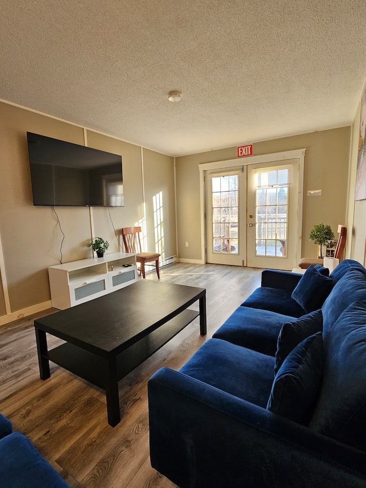 Grotto Basecamp Lodge 10+ Guests Mobility Friendly - Tobermory