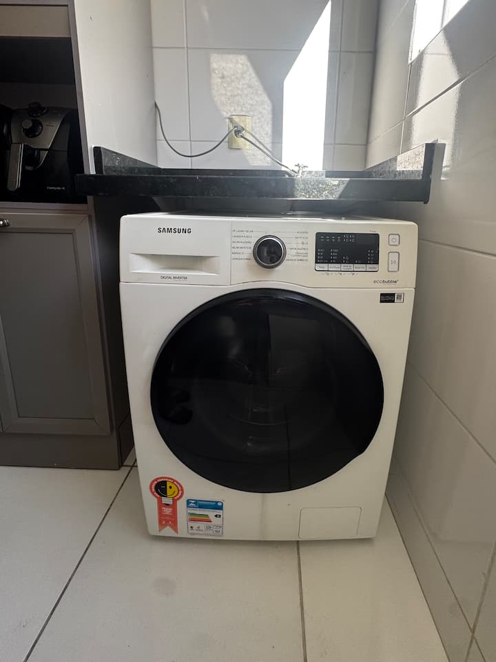 Apto Completo C/wifi -Lava E Seca E Piscina/ Repar - Araucária