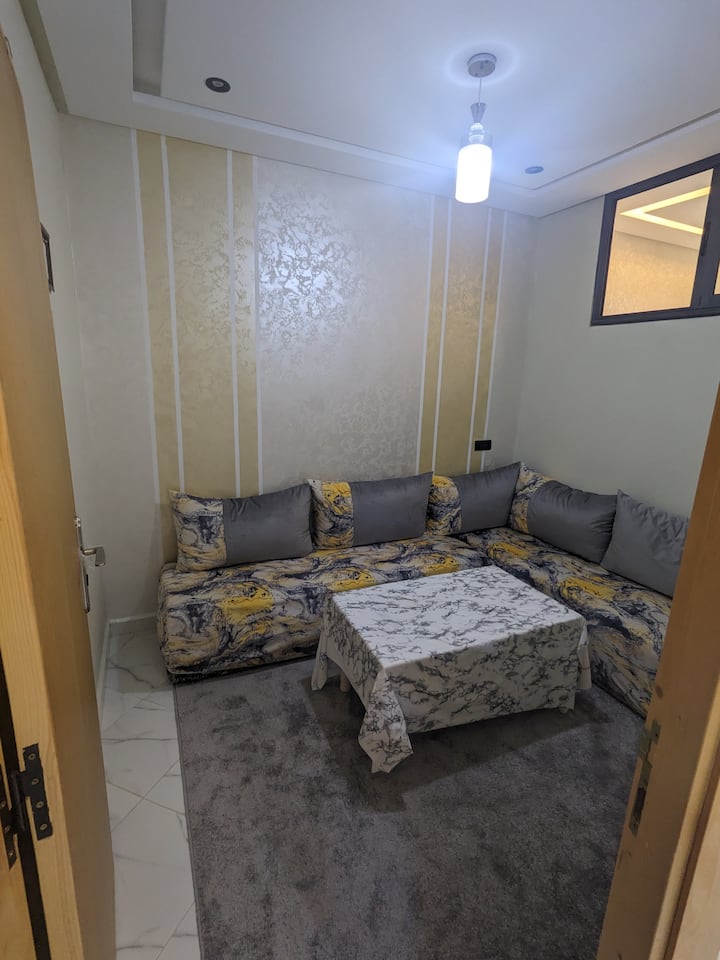 Maison Pour Les Familles Et Les Gens Respectables - Meknes