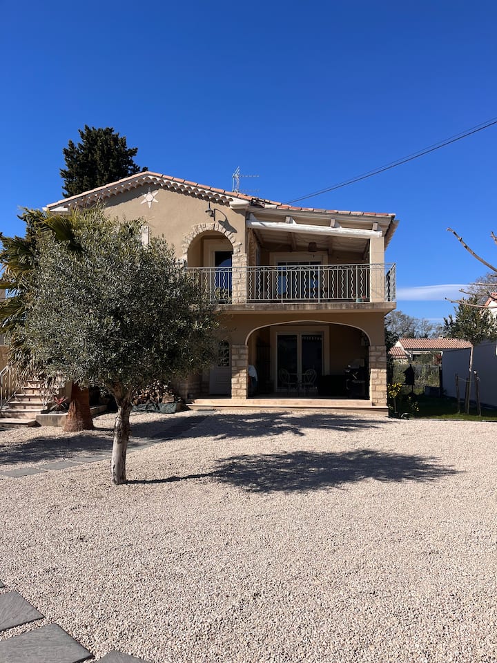 La Maison Du Soleil - Monteux