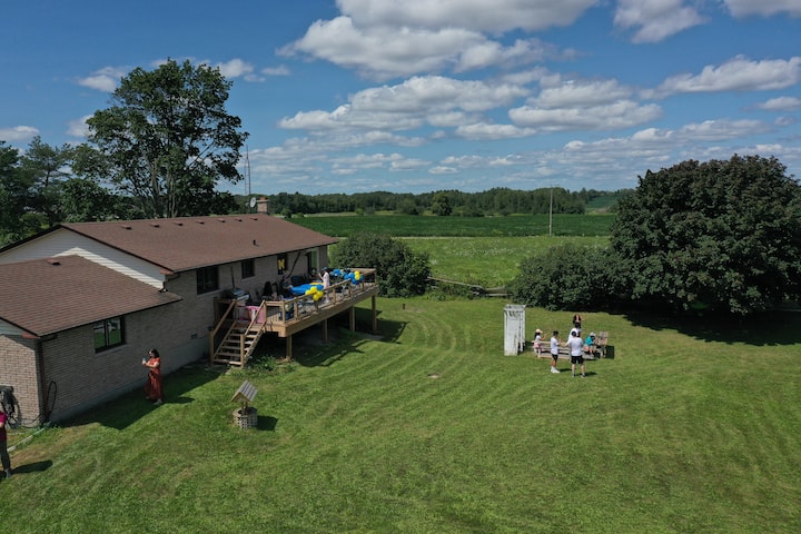 Large 6br Retreat | Sleeps 13 | Riverview - Port Perry
