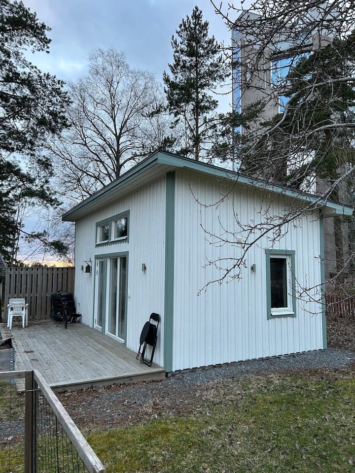 Attefallshus Med Alla Bekvämligheter! - Knivsta