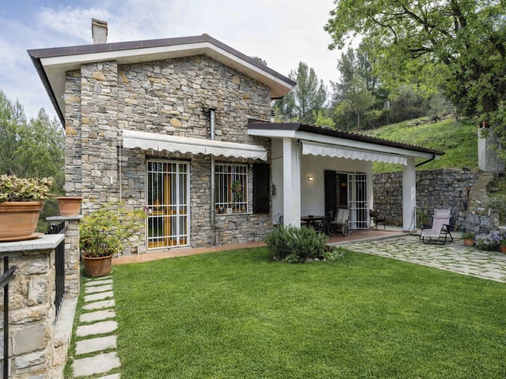 Quaranta By Interhome - Alassio