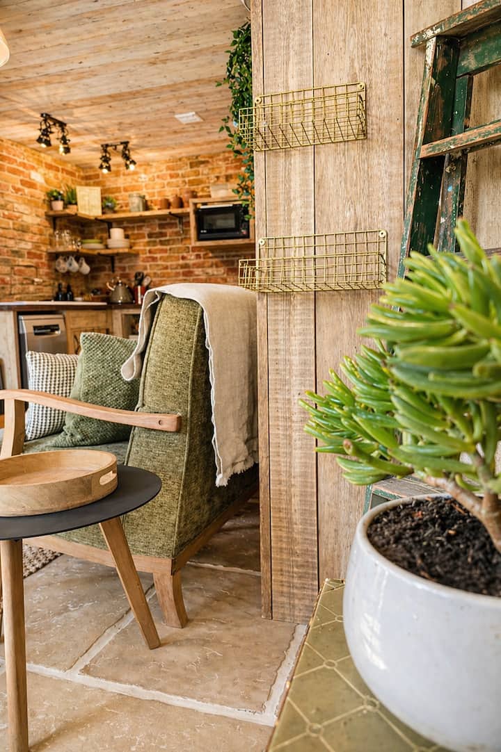 The Potting Shed - Boutique Countryside Hideout - Wallingford