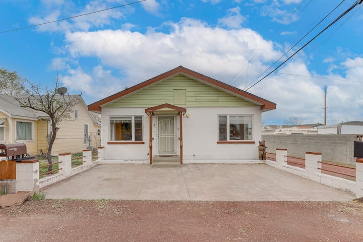 Near Route 66, Family Fun & Lakes! Williams Home - Williams, AZ