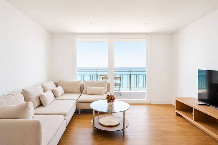 Casa Paraíso - Beachfront 3 Br Fully Renovated - Alicante