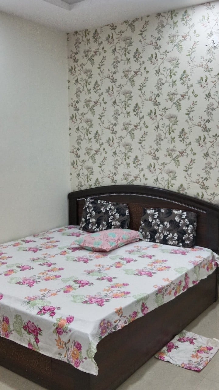 Ruchira Banglow - Vrindavan