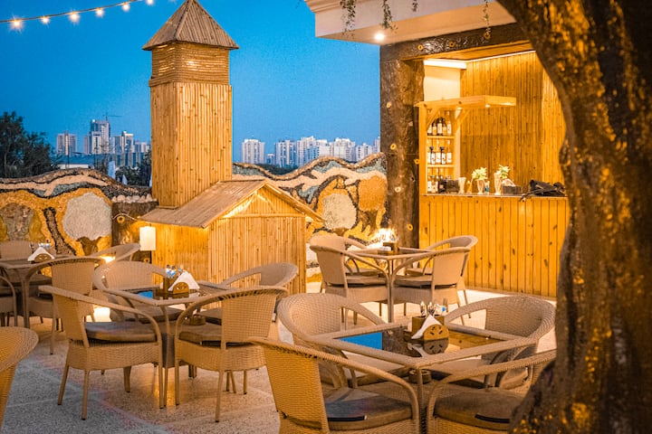 Golden Bramda- 2 Roomed Property With Rooftop - Lucknow