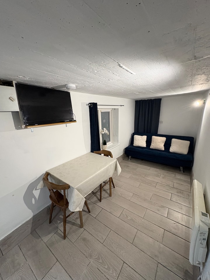 Basement Apartment Only 2.5km From Killarney Town. - Killarney