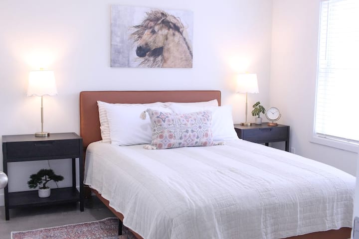 Cozy Cherry St Retreat Comfortable Stay In Midland - 미들랜드