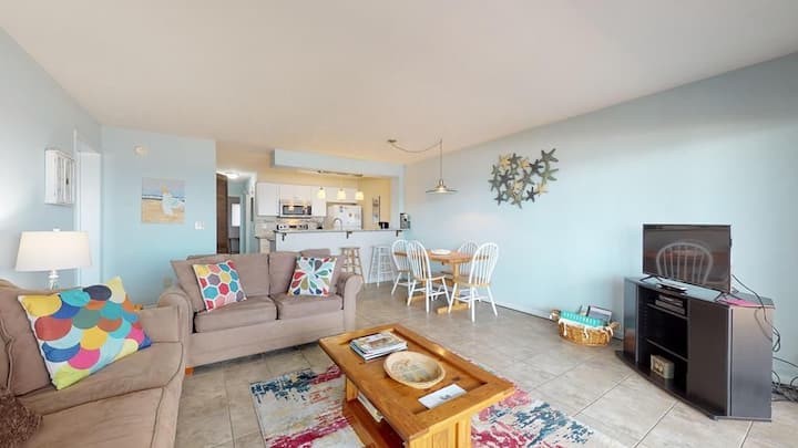 Sea Colony 15a - Pool & Elevator - Carolina Beach, NC