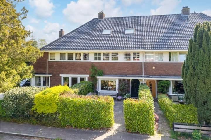 Charmante Gezinswoning In Het Gooi Nabij Amsterdam - Laren